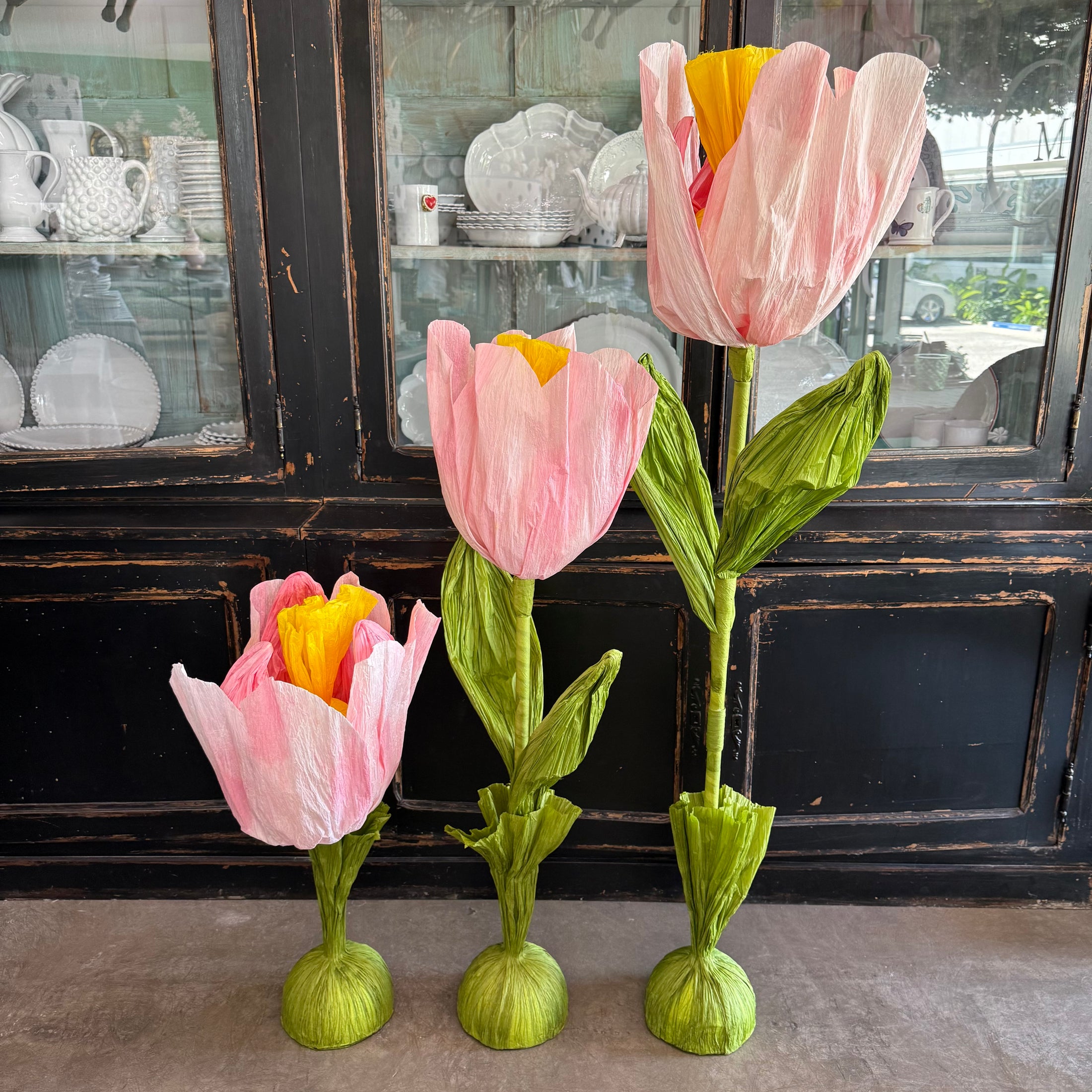 Standing Blush Tulip – Magnolia Interiors Australia